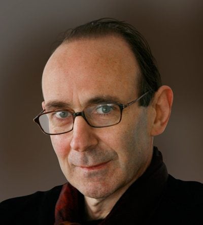 Oliver James | Chartered Psychologist | Author | Chartwell Speakers
