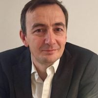 Simon Nixon | Keynote Speaker | Chartwell Speakers