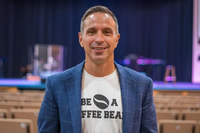 Damon West | Expert Keynote Speaker | Chartwell Speakers
