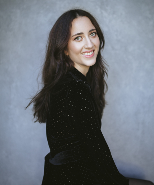 Alice Loxton | Keynote Speaker | Chartwell Speakers