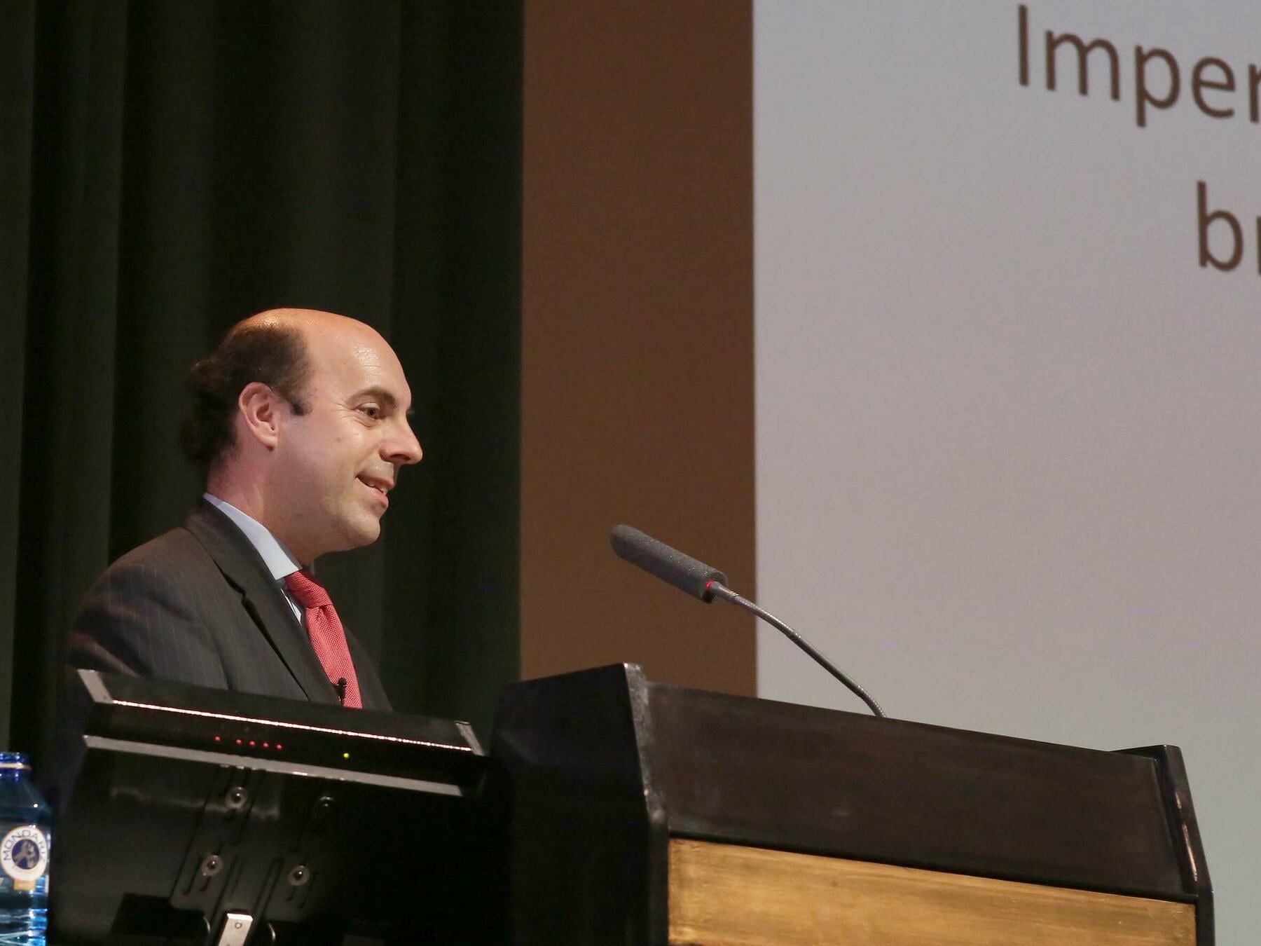 Roy Casagranda | Keynote Speaker | Chartwell Speakers
